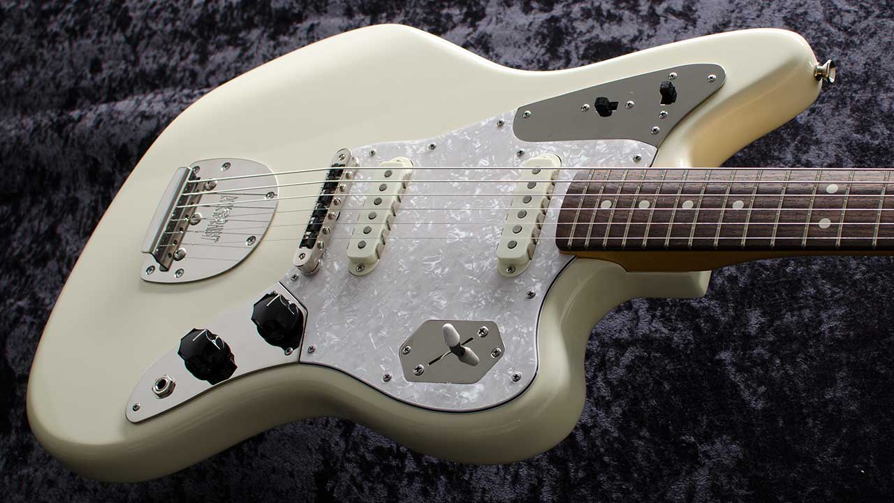 JM Angle Jaguar Control Plates - RockRabbit Guitars